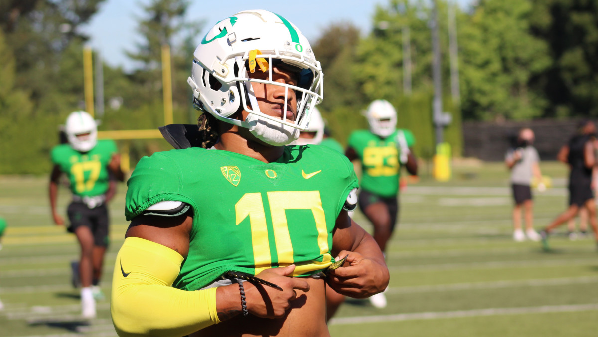 Oregon Football LB Justin Flowe Discusses Teaming Up with Brother ...