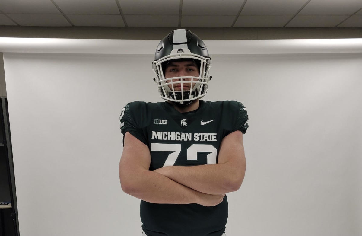 Clarkston 2023 Offensive Tackle Cole Dellinger impressed with Michigan ...