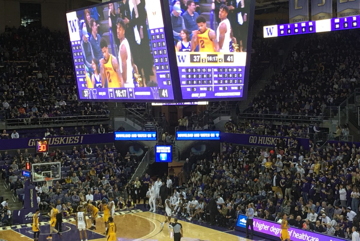 Huskies Reveal Basketball Schedule Compiled for a Rebuild - Sports ...