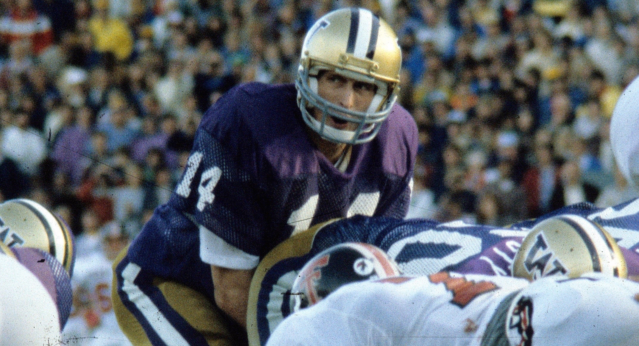 Morris Resembles Another UW QB Short on Inches, Long on Heroics ...