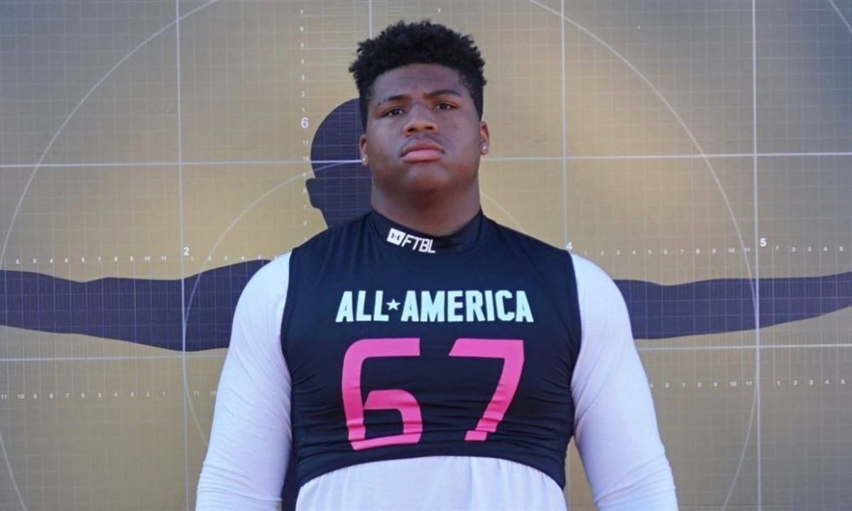 Texas A&M Aggies Land in Top-3 For Nation's Top DT Walter Nolen ...