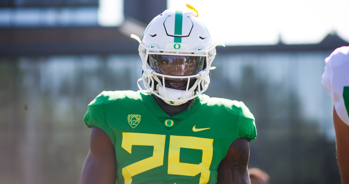 Linebacker Adrian Jackson Leaving Oregon Ducks Football Program ...