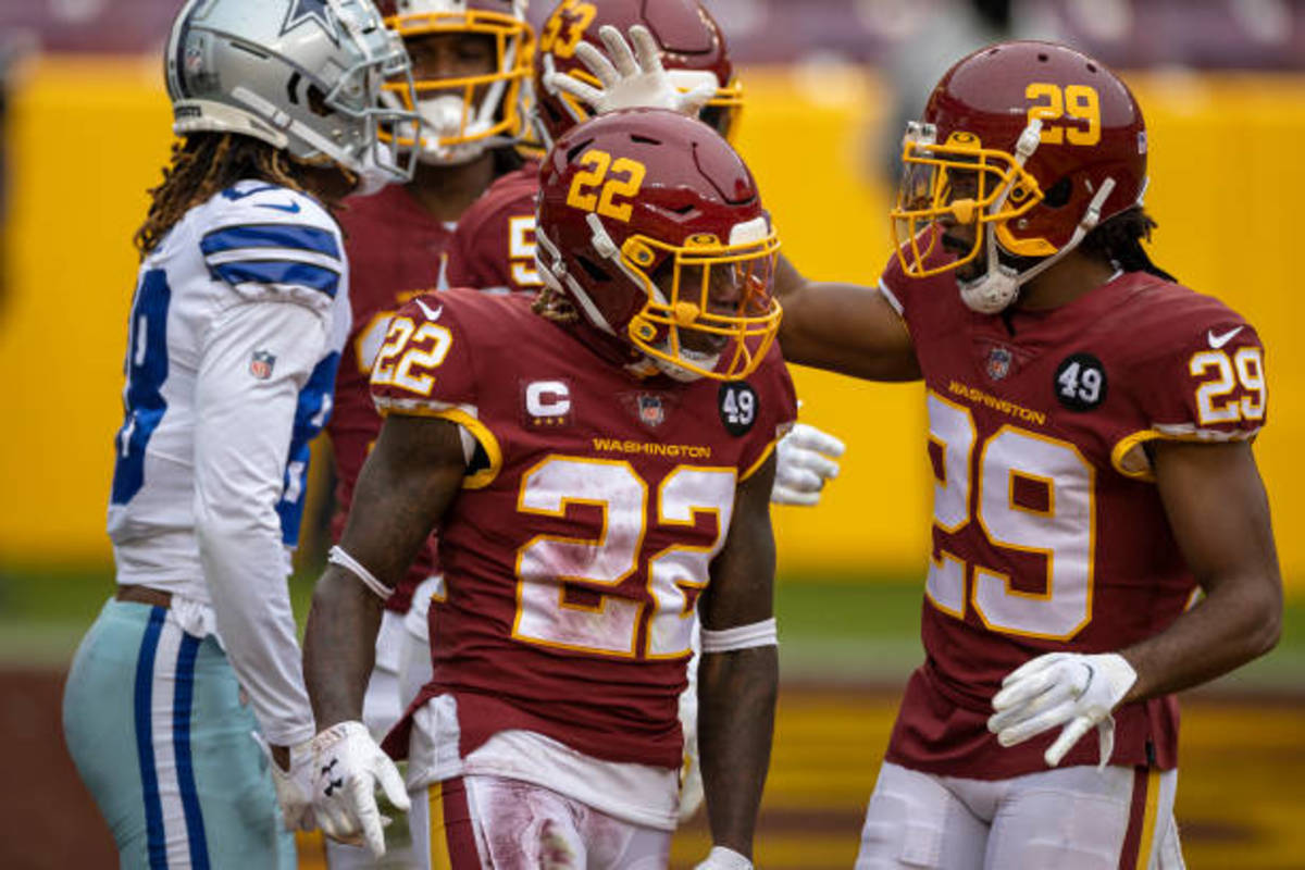 Commander No More: Washington Cuts Team Captain Deshazor Everett ...