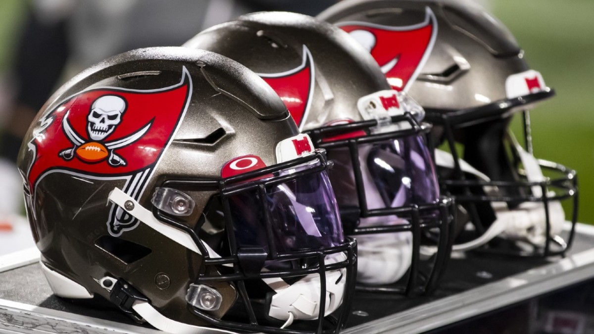 Tampa Bay Buccaneers Final 53-Man Roster Projection - Tampa Bay ...