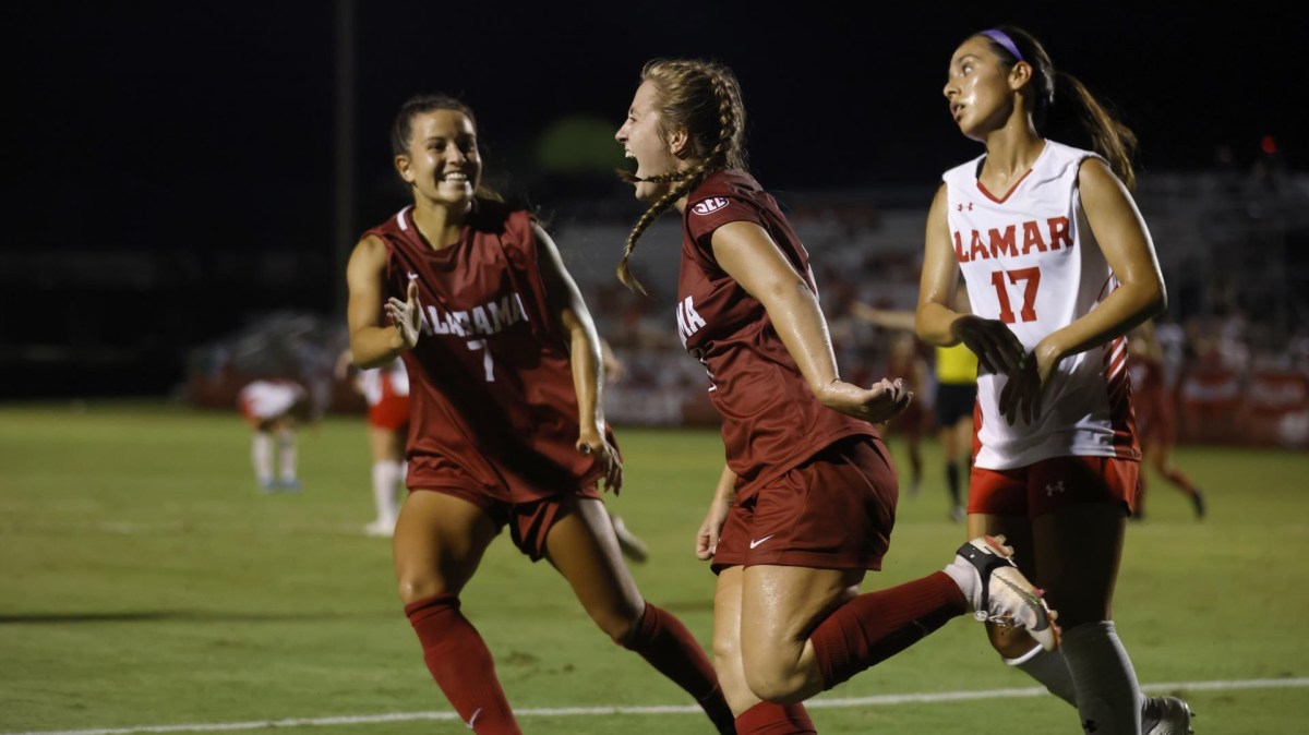 Kate Henderson is the BamaCentral Crimson Tide Athlete of the Week ...