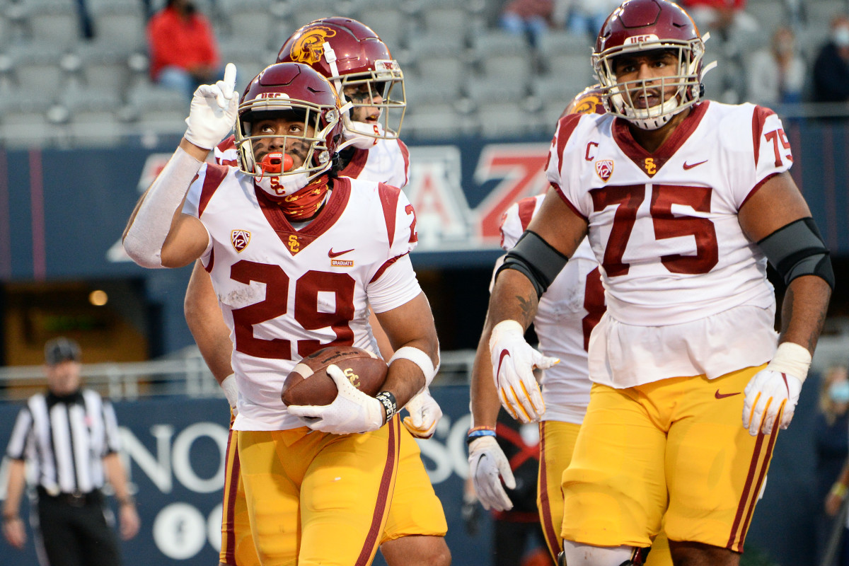 USC and UCLA Climb AP Top 25 Rankings - Sports Illustrated USC Trojans ...