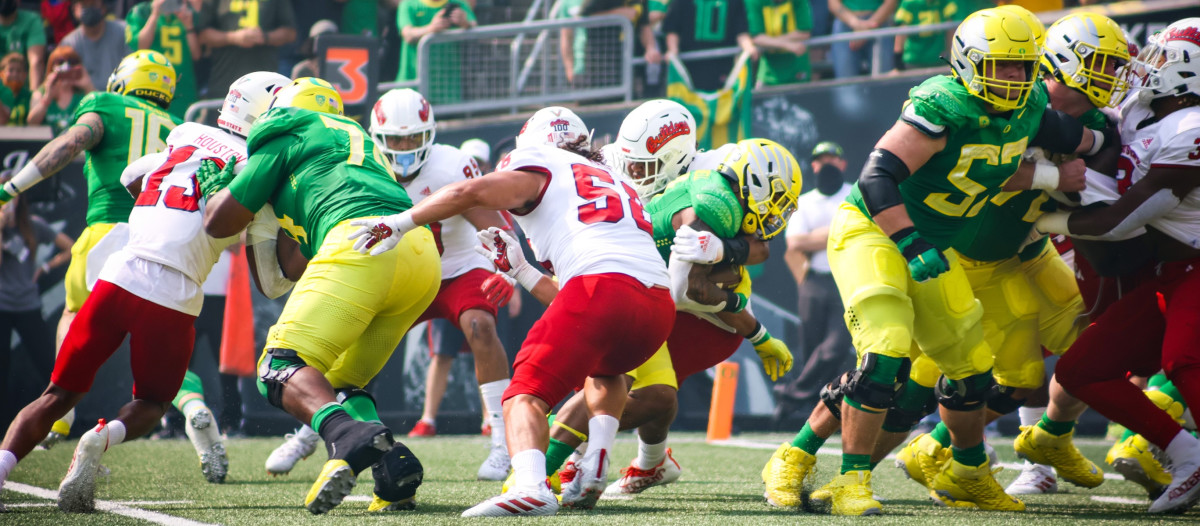 Oregon Football Head Coach Mario Cristobal Discusses Offensive Line ...