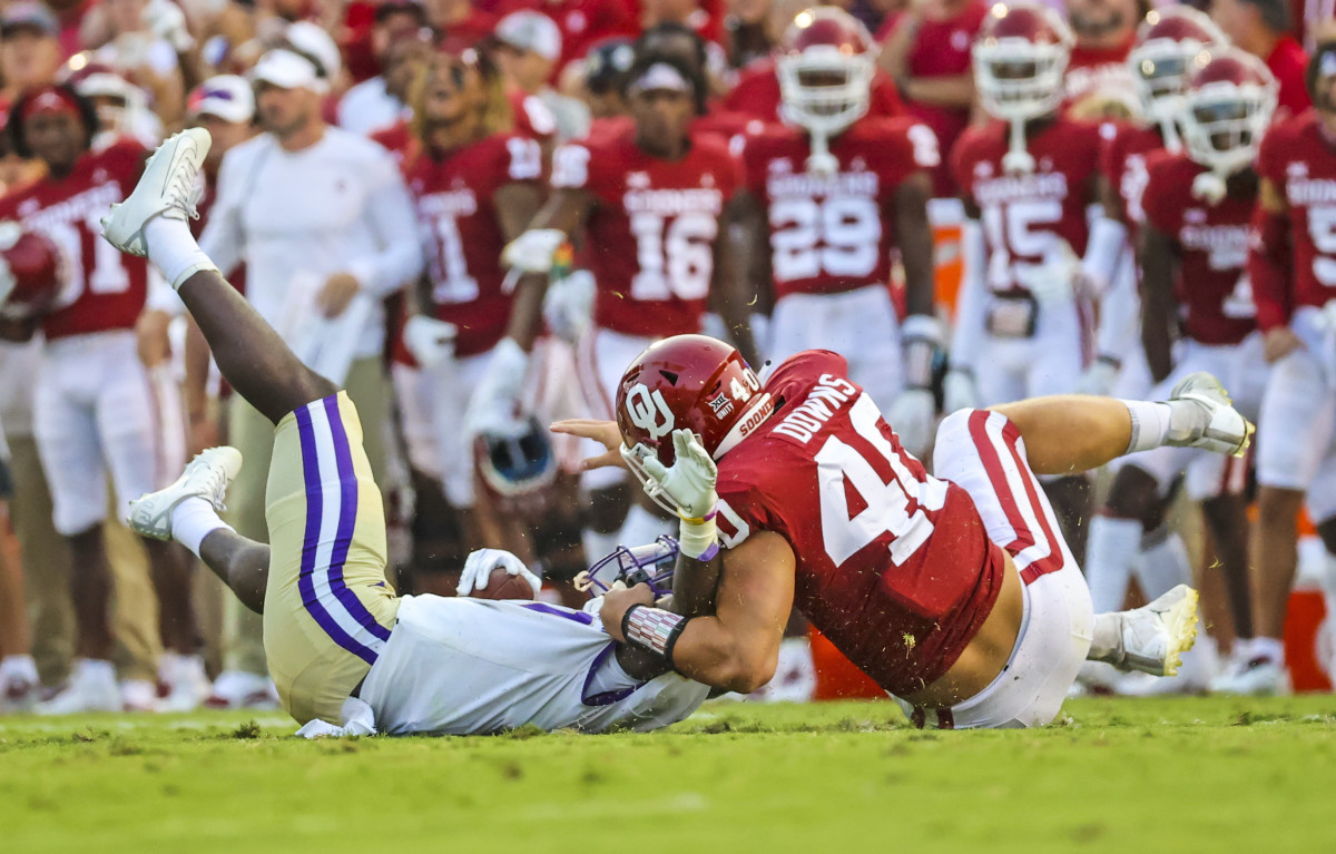 Oklahoma DE Ethan Downs is Embracing the New Culture Under Brent ...