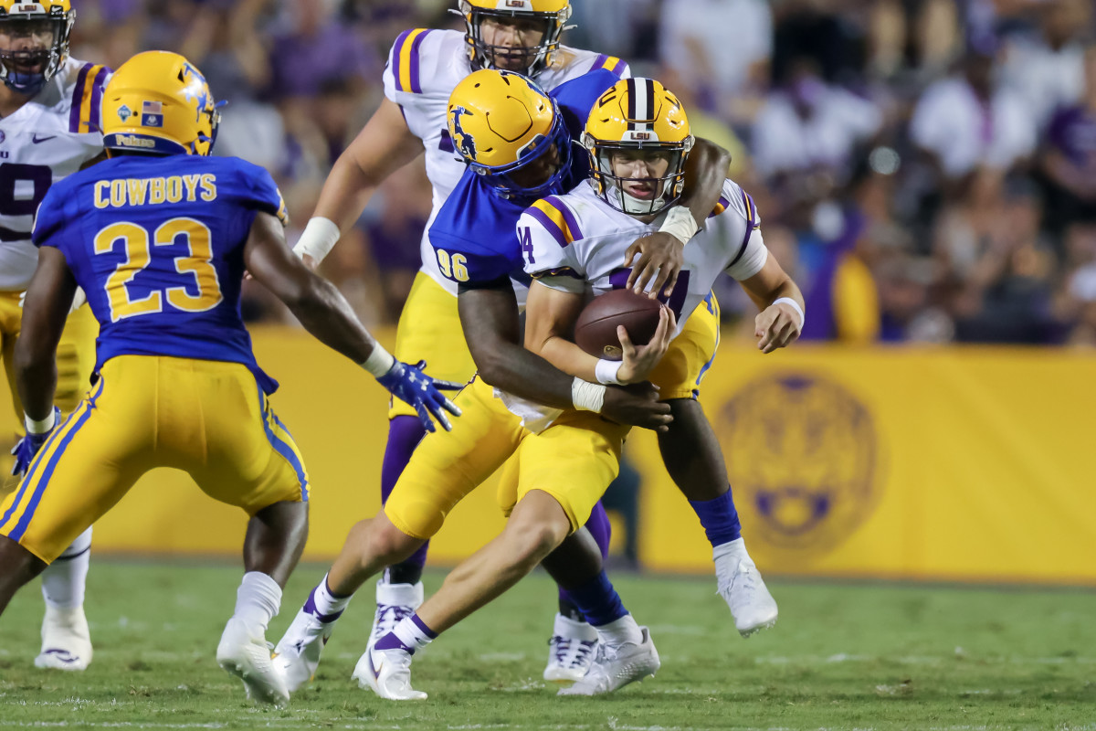 LSU Football Offensive Line Turns in Another Uneven Performance Against ...