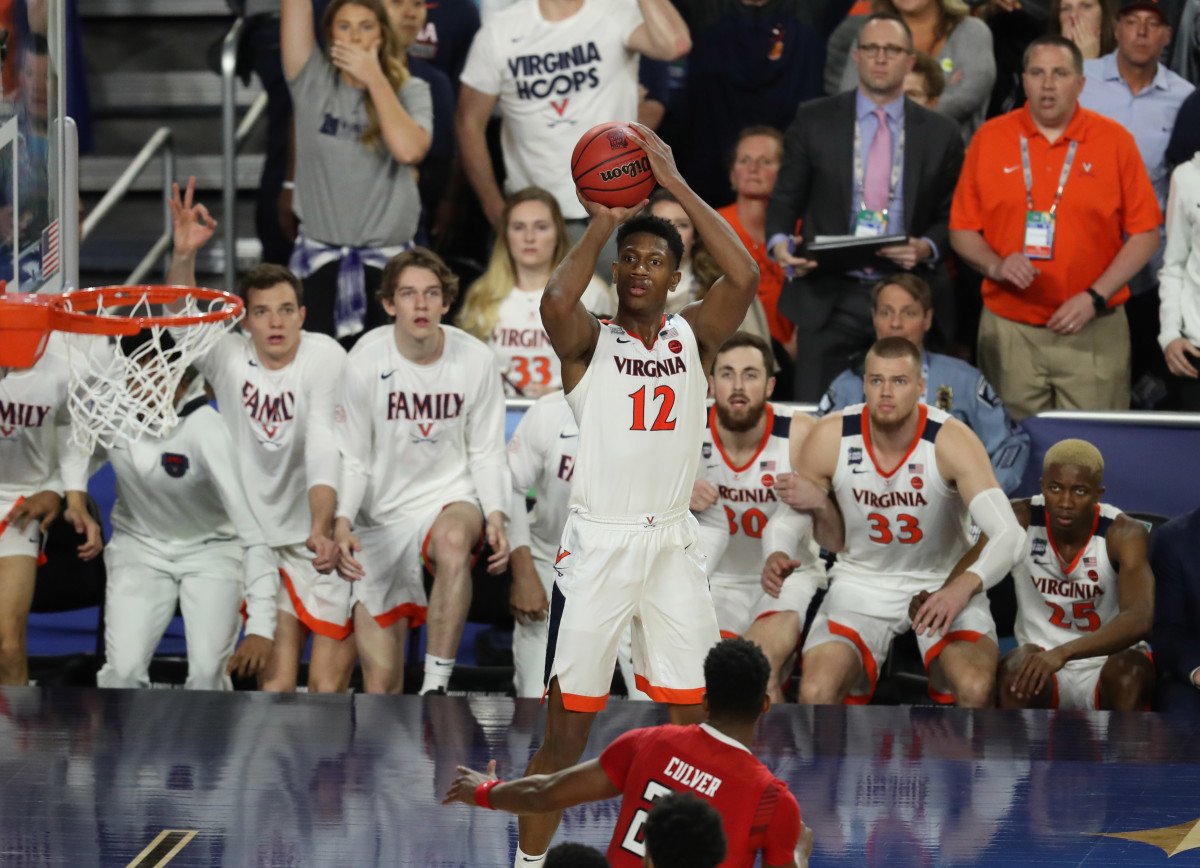 On This Date: De’Andre Hunter Commits to the Virginia Cavaliers Men's ...