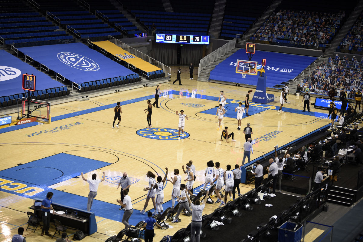 UCLA Athletics Announces COVID-19 Vaccine Requirement for Indoor Events ...
