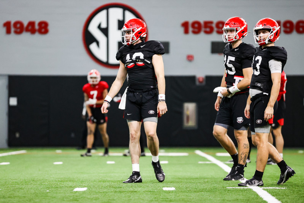 LATEST: Who Gets the Start at QB for Georgia Football - Sports ...