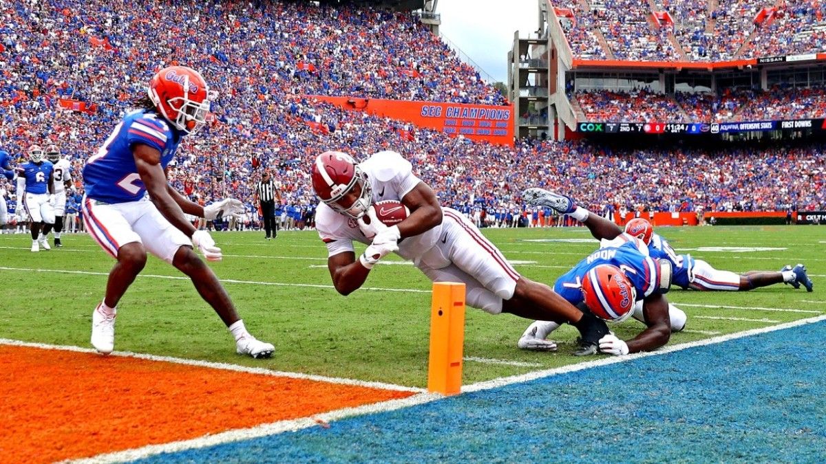 Florida Gators Trail 21-9 Against Top-Ranked Alabama Crimson Tide at ...