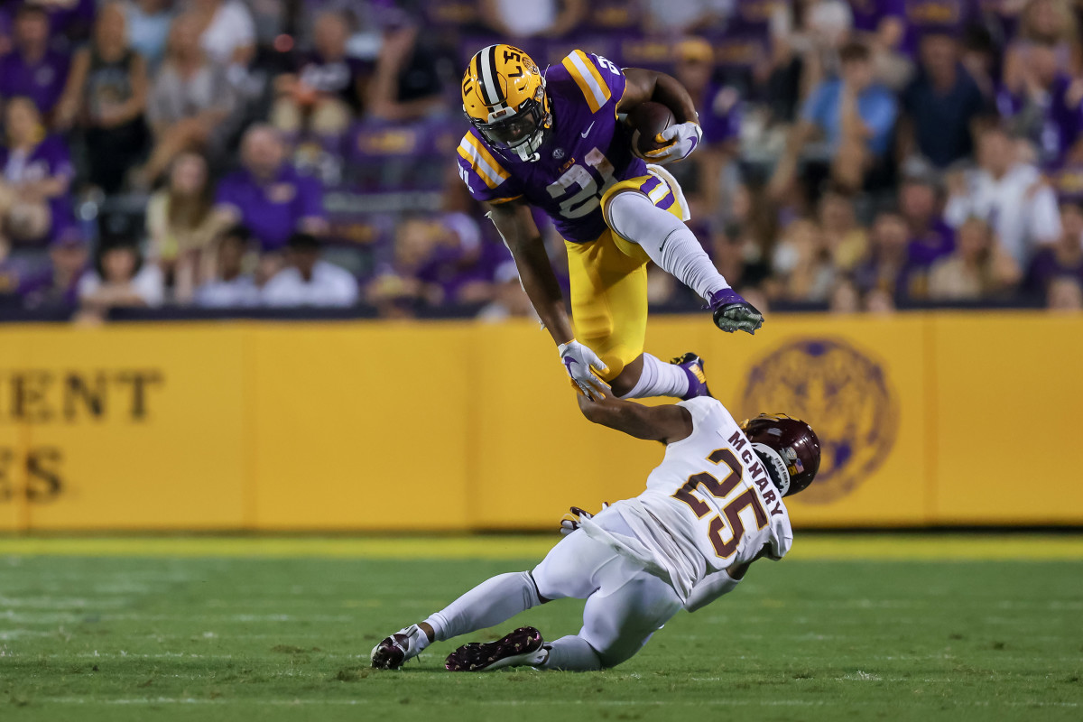 Three Observations: LSU football Shows Signs of Rapidly Improving Team ...