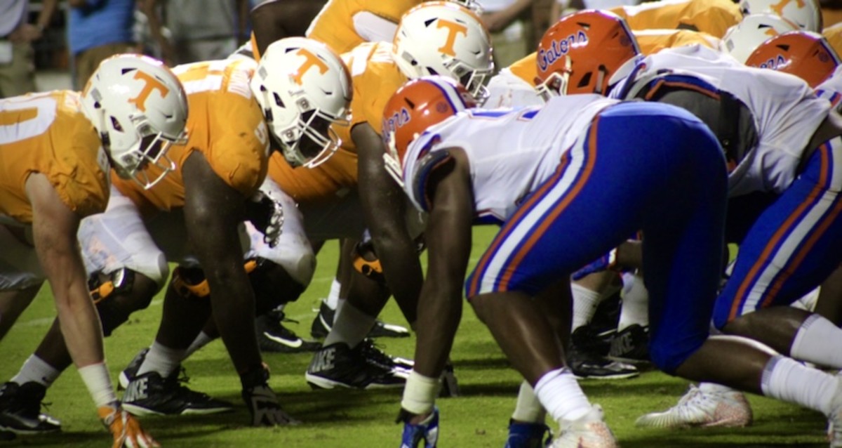 Tennessee Vols Unveil Uniform Combo Ahead of Florida Gators - Sports ...