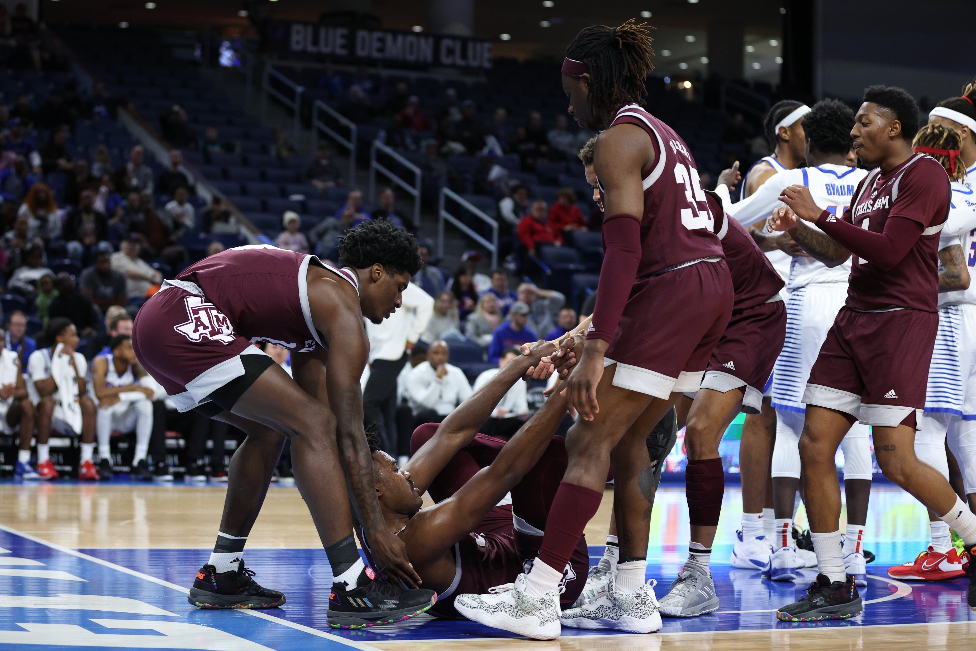 Texas A&M Men's Hoops: Aggies Upset By Wofford - Sports Illustrated ...