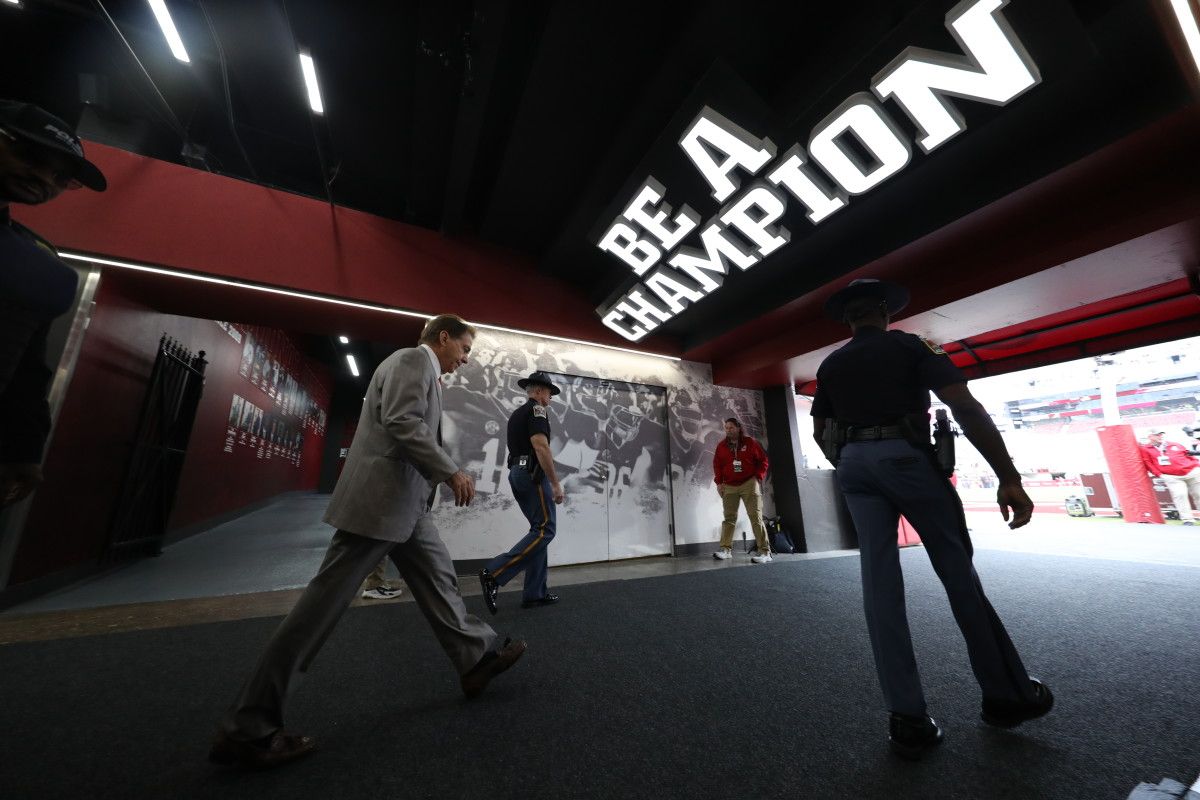 Alabama's Playoff Path Continues to Strengthen, Take Shape - Sports ...
