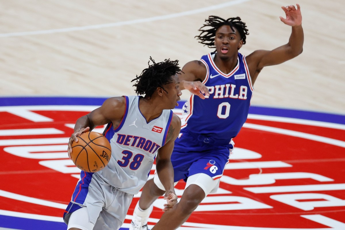 Two-Way Addition Saben Lee Discussed Joining Sixers - Sports ...