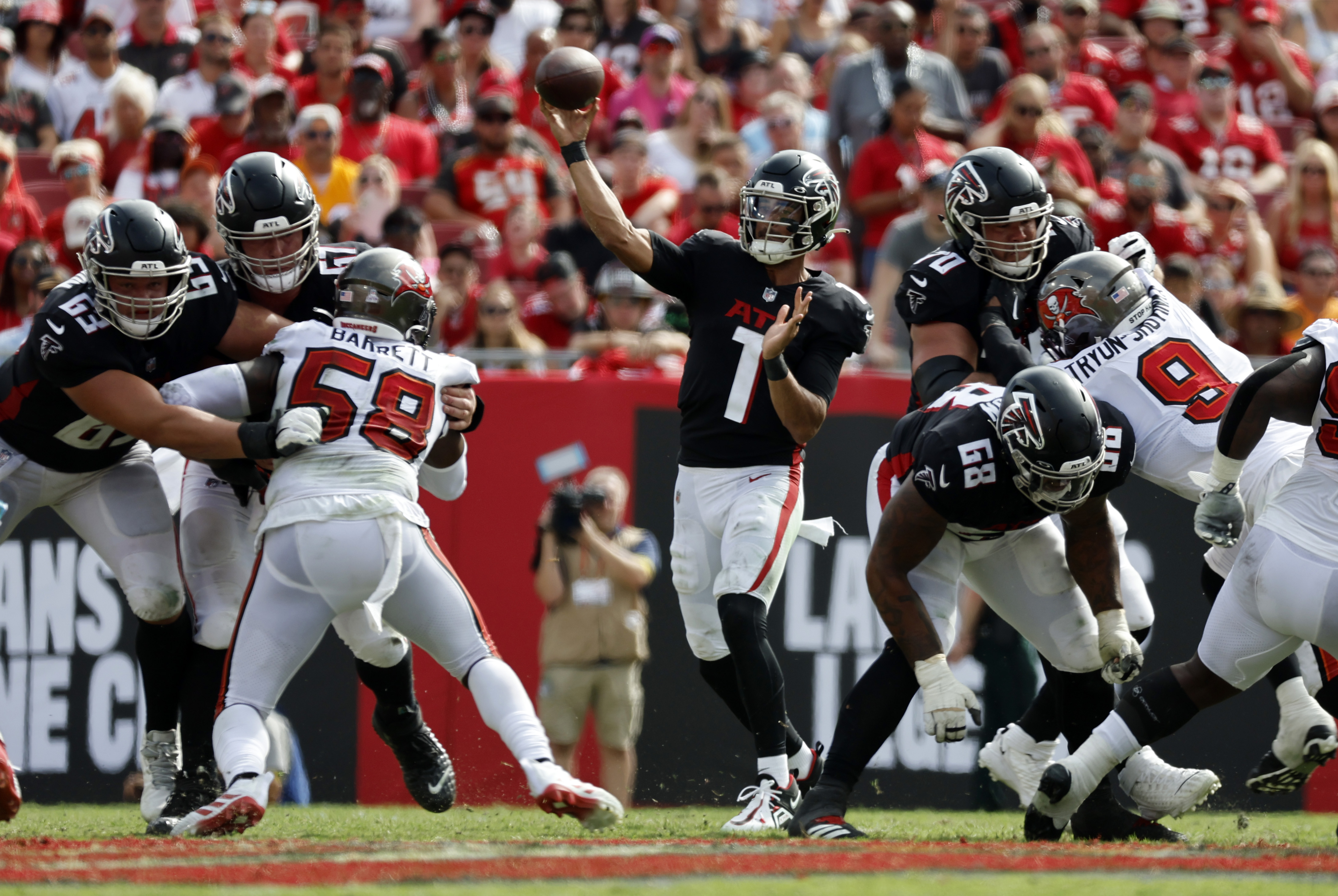 Tampa Bay Buccaneers Loss Keeps Atlanta Falcons NFC South Hopes Alive ...