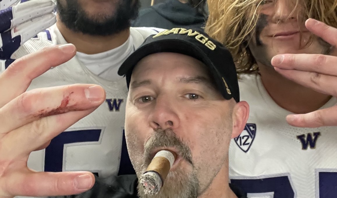 Surviving Job Interview, Huskies Remain Unbeaten in Offseason - Sports ...