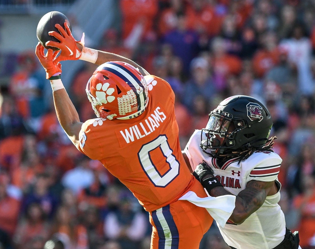 Clemson's Passing Game is Not Where Swinney Wants it to Be - Sports Illustrated Clemson Tigers ...