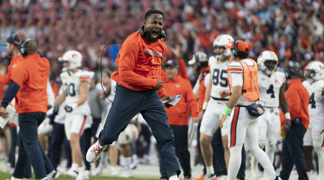 Carnell Williams to Stay on at Auburn Under Hugh Freeze - Sports ...