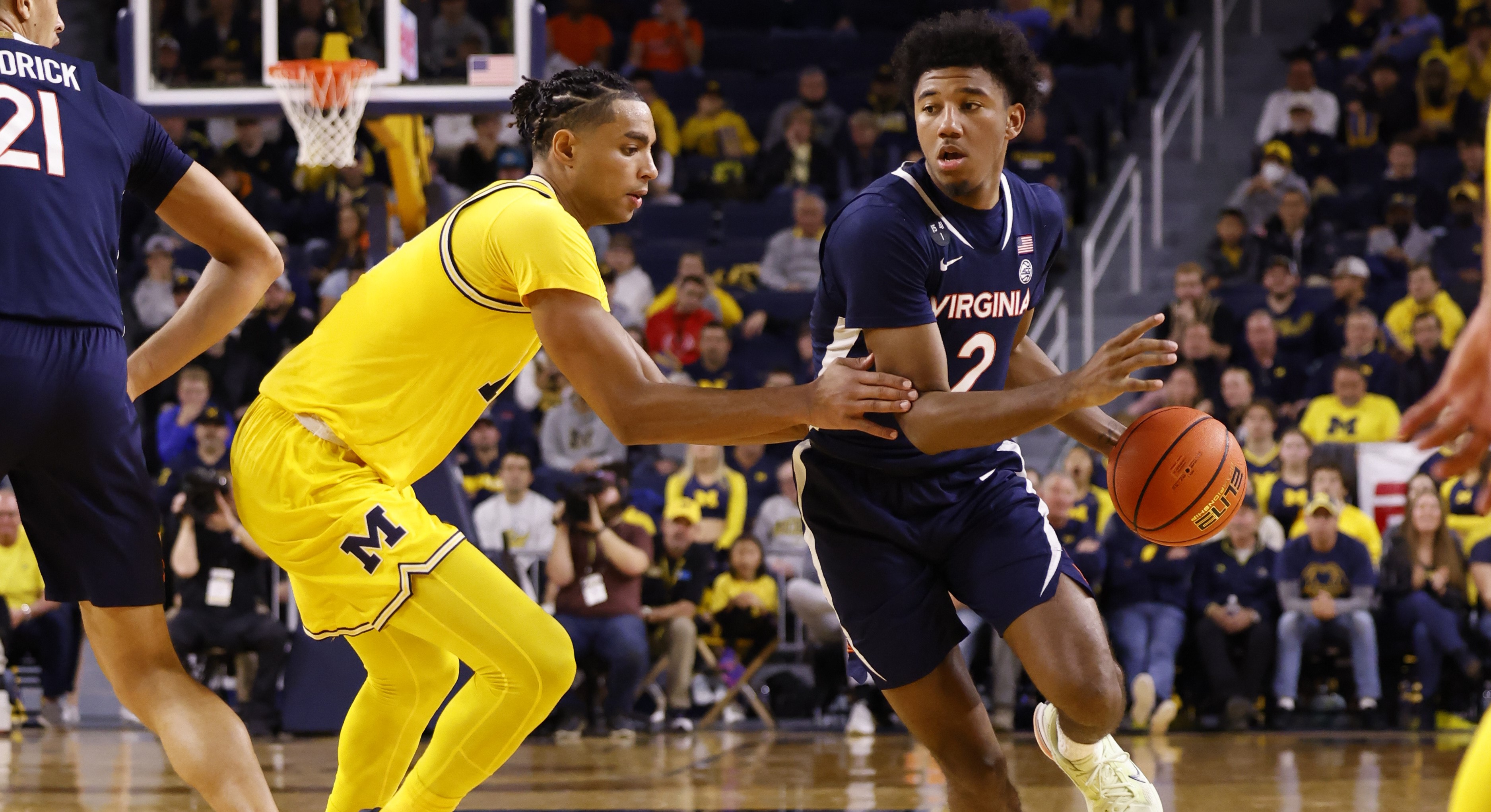 No. 3 Virginia Basketball Escapes Ann Arbor With 70-68 Win Over ...