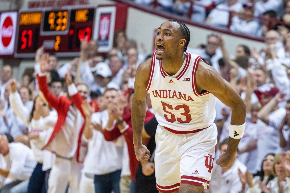 PHOTO GALLERY: Here Are the Best Photos From Indiana's Matchup With ...