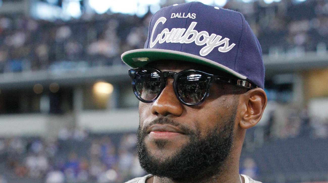 LeBron James Prods Media About Controversial Jerry Jones Photo - Sports ...