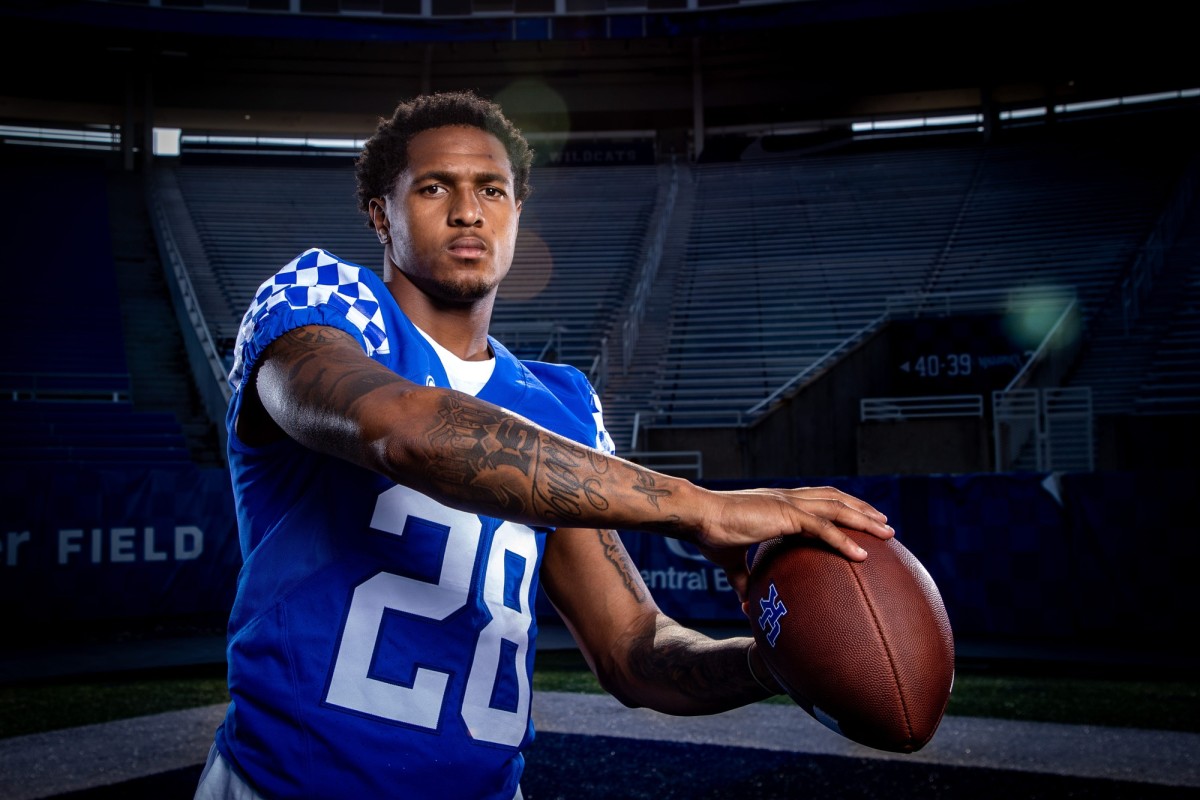 Kentucky Wide Receiver Rahsaan Lewis Entering Transfer Portal - Sports ...