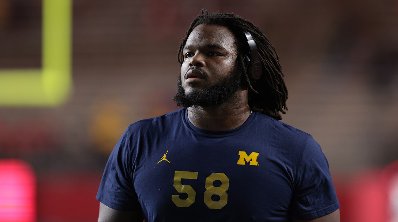 Michigan DL Mazi Smith Charged With Carrying Concealed Weapon - Sports ...