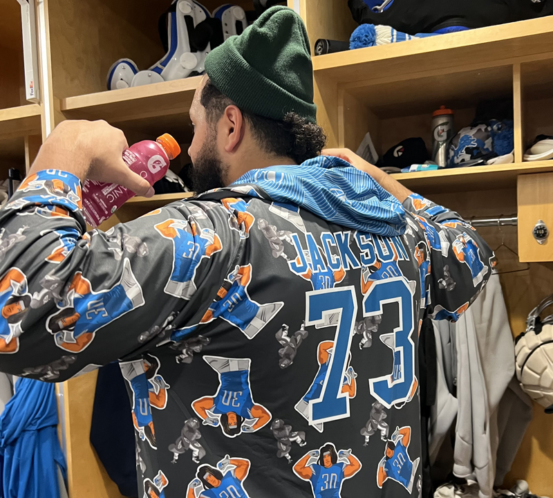 Detroit Lions Jamaal Williams gifts Jonah Jackson custom robe - Sports ...