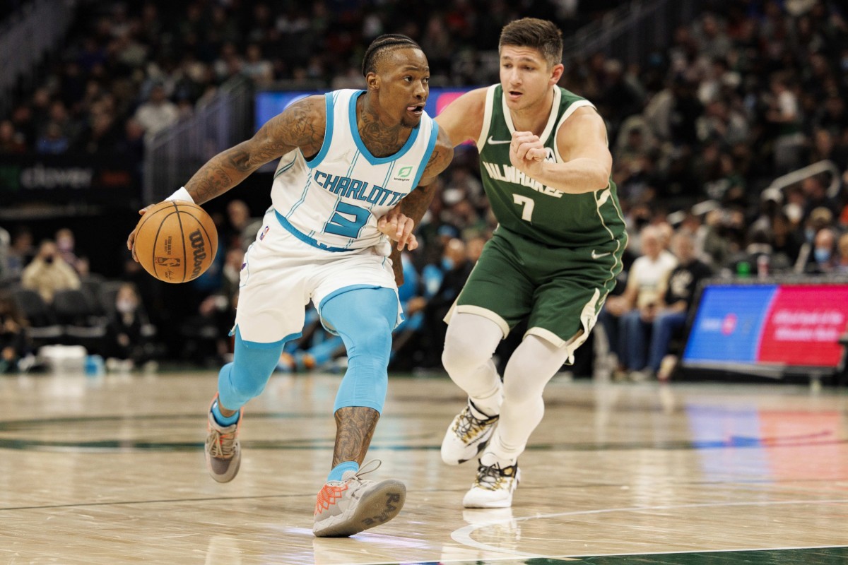Spread & Over/Under Predictions for Charlotte Hornets vs Milwaukee Bucks - Sports Illustrated ...