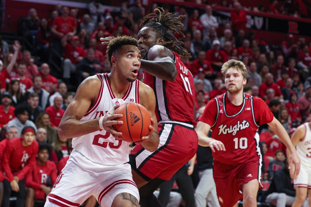 PHOTO GALLERY: Here Are the Best Photos From Indiana's Matchup With ...