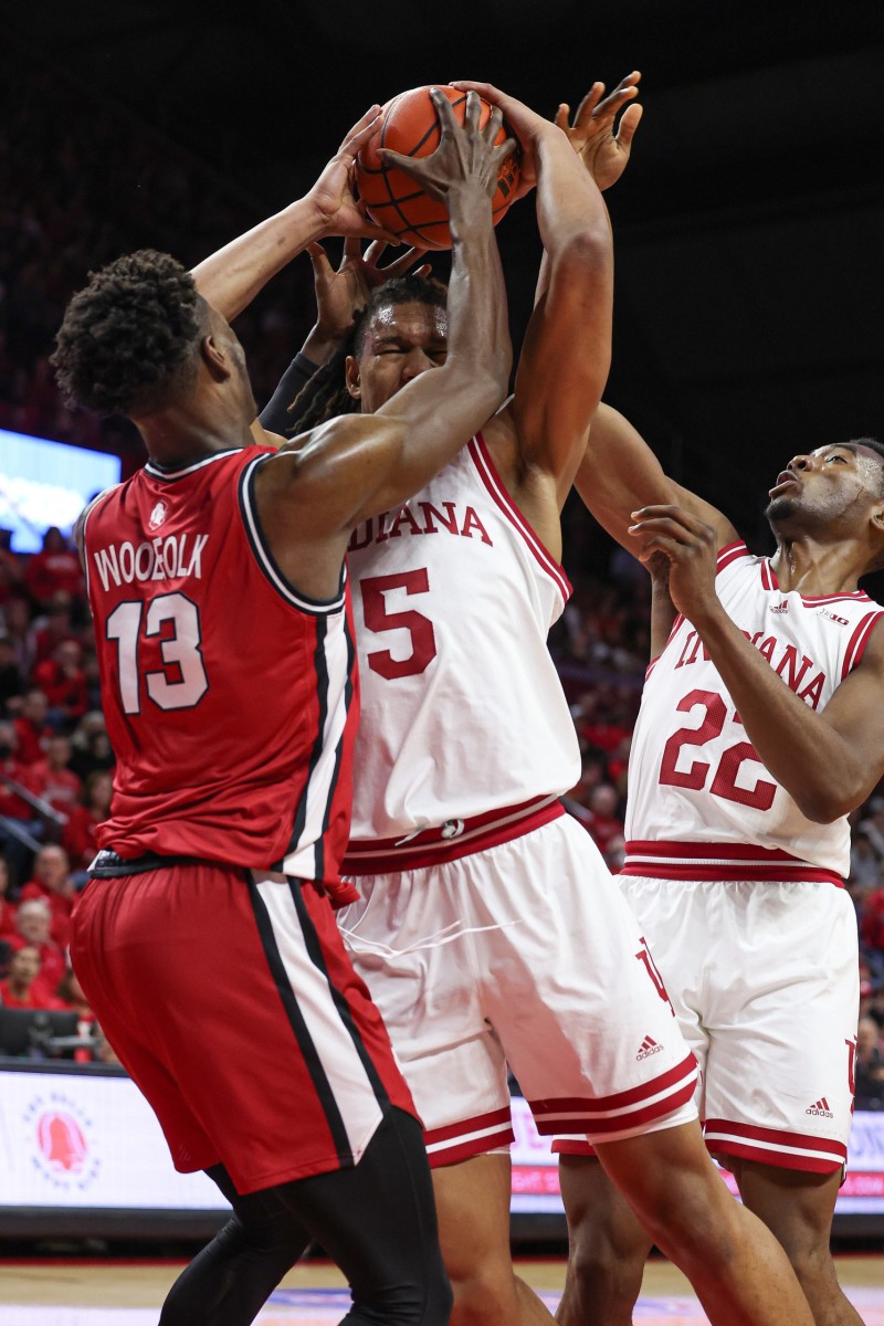 PHOTO GALLERY: Here Are the Best Photos From Indiana's Matchup With ...