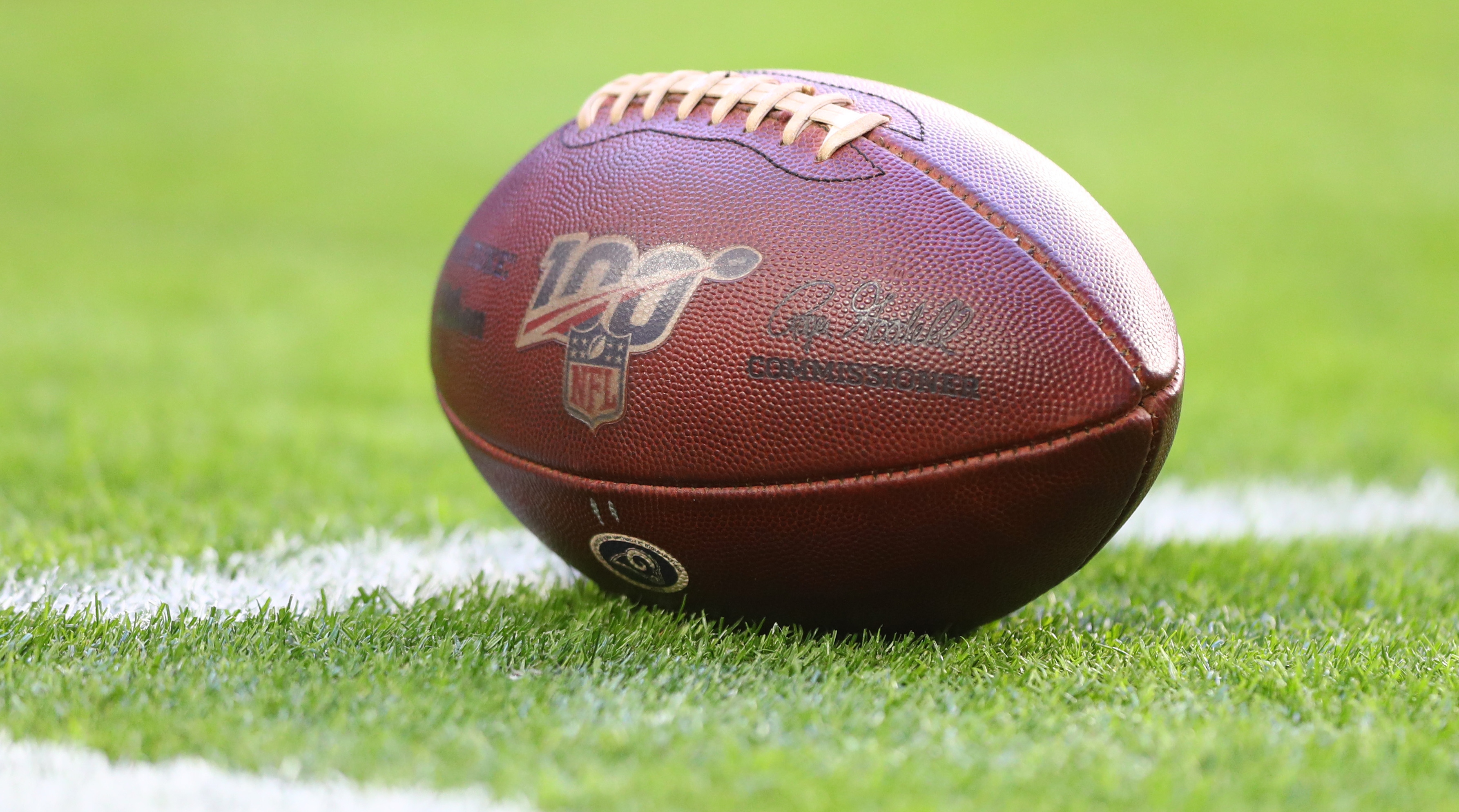 California High School Wins State Title Without a Pass Completion ...