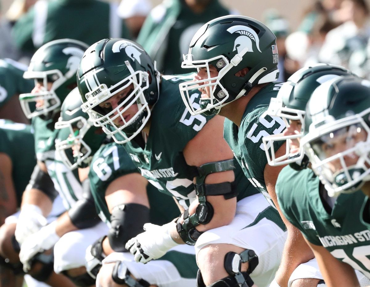 Michigan State football offensive lineman Jarrett Horst declares for ...