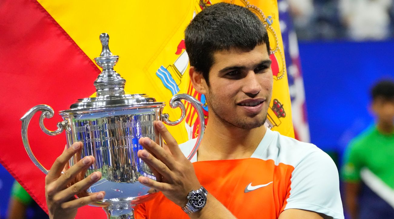 Carlos Alcaraz Becomes Youngest Year-End No. 1 in ATP History - Sports ...