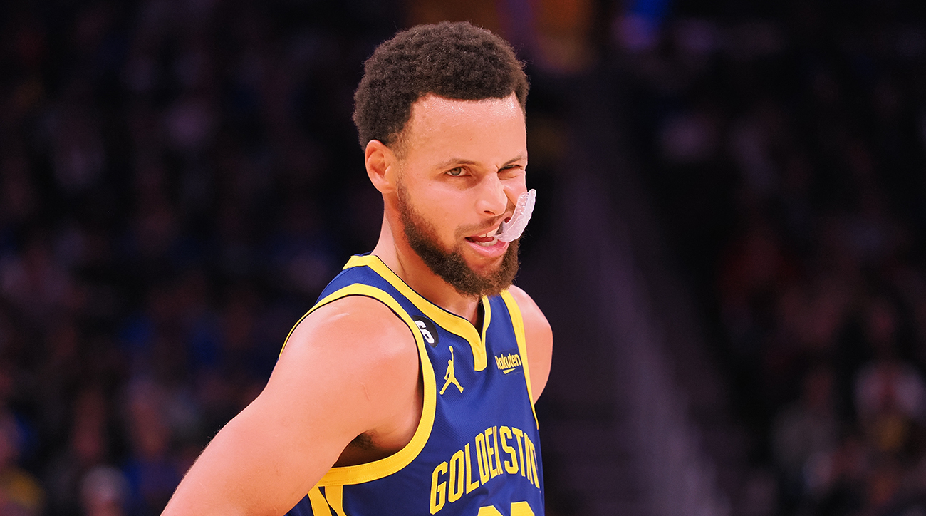 Stephen Curry Injury Update: Warriors Star Has Partially Torn Ligaments in Leg - Sports Illustrated