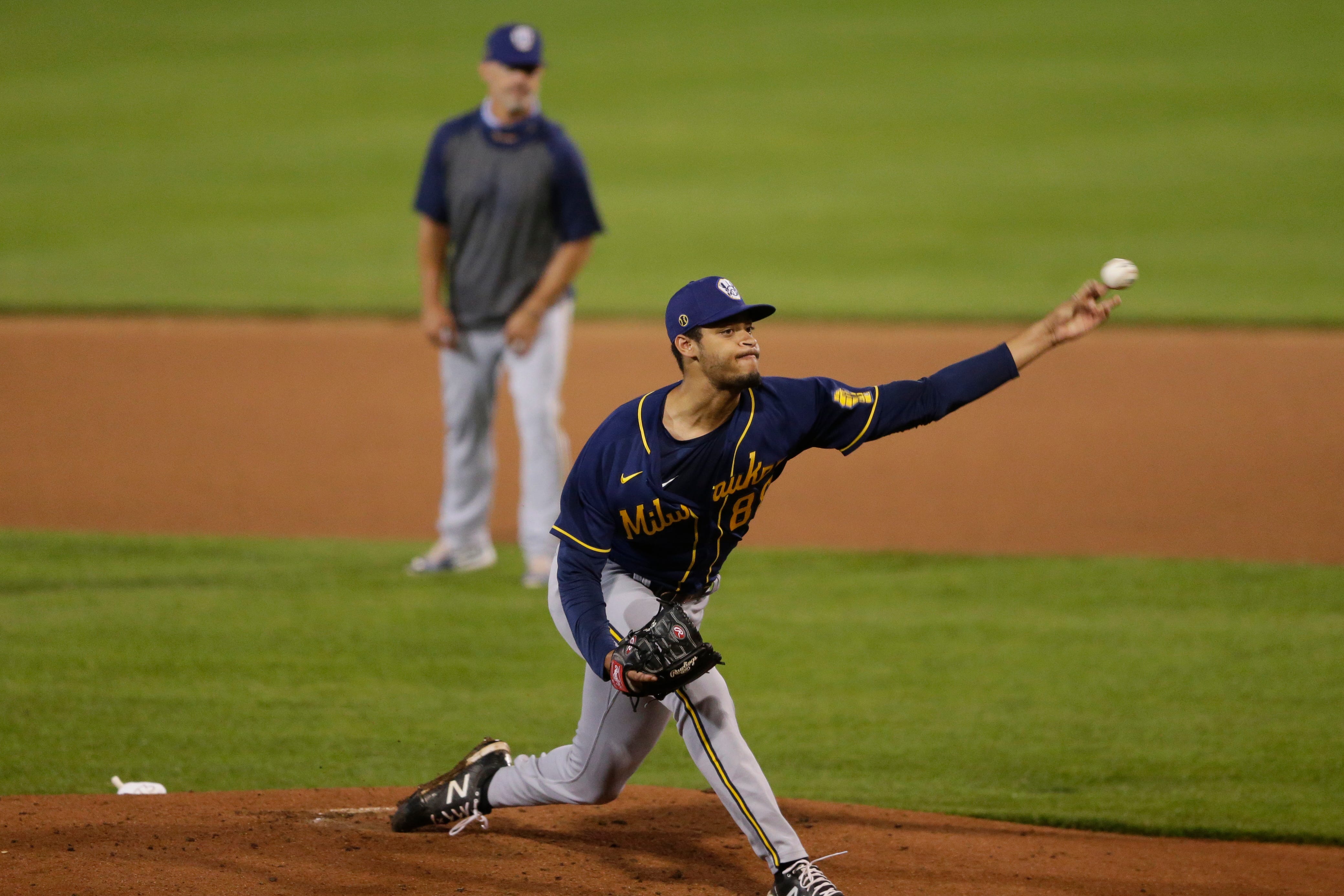 Top 2022 MLB Rule 5 Draft Targets for KC Royals to Consider - Sports ...