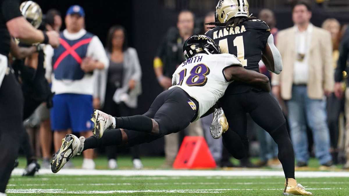 Roquan Smith Leading Ravens Defensive Surge - Sports Illustrated ...