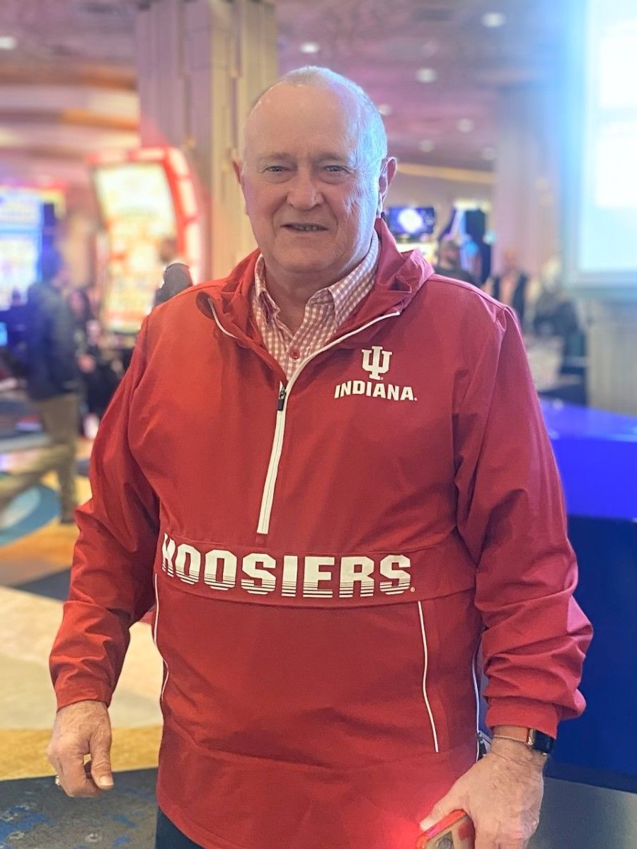 PHOTO GALLERY: Hoosier Fans Invade Las Vegas For Game With Arizona ...