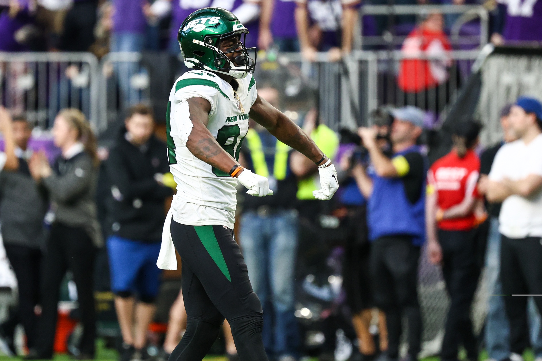 New York Jets WR Corey Davis Ruled Out With Head Injury Against Buffalo ...