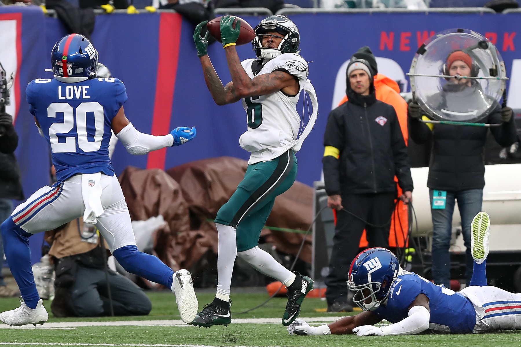Giants Julian Love Takes Ownership of Botched Interception Attempt ...