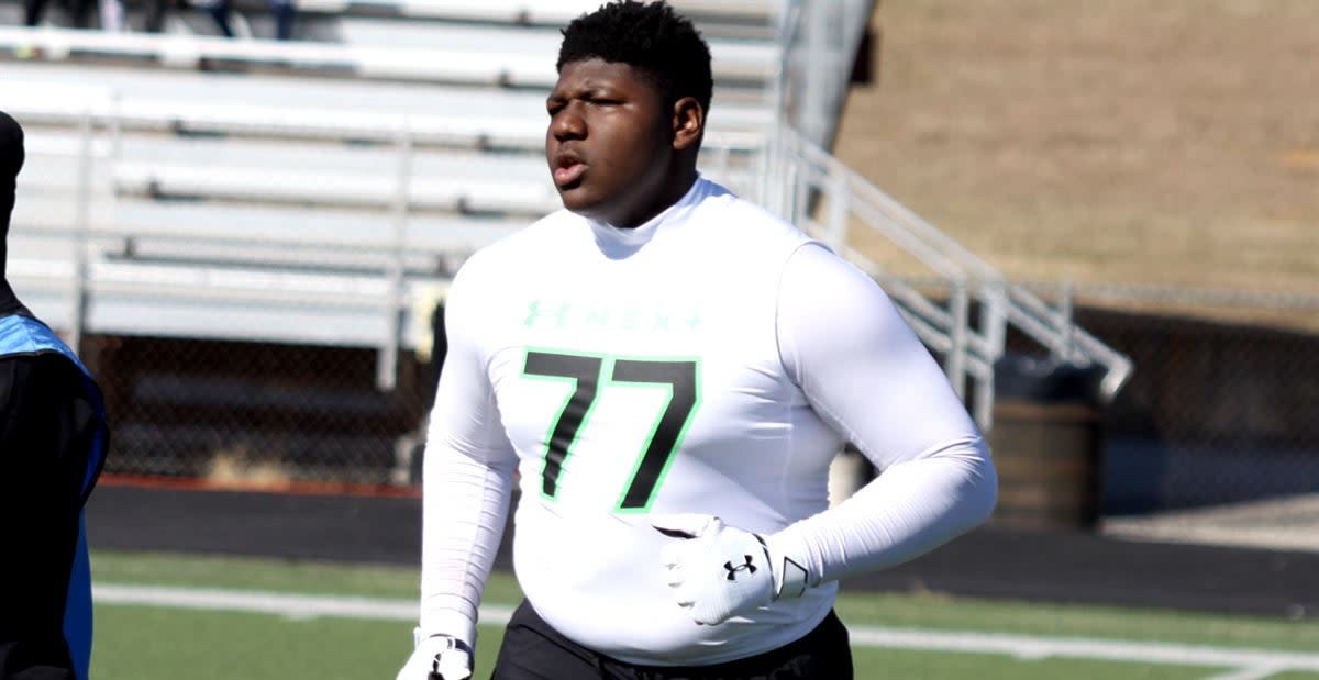 Georgia Tech's Offensive Staff Visits Top Offensive Line Target Ethan ...