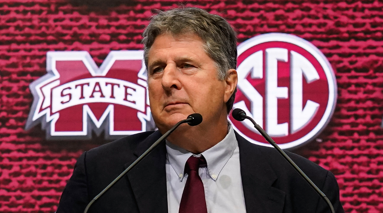Mike Leach Ineligible for College Football Hall of Fame Due to NFF Rule ...
