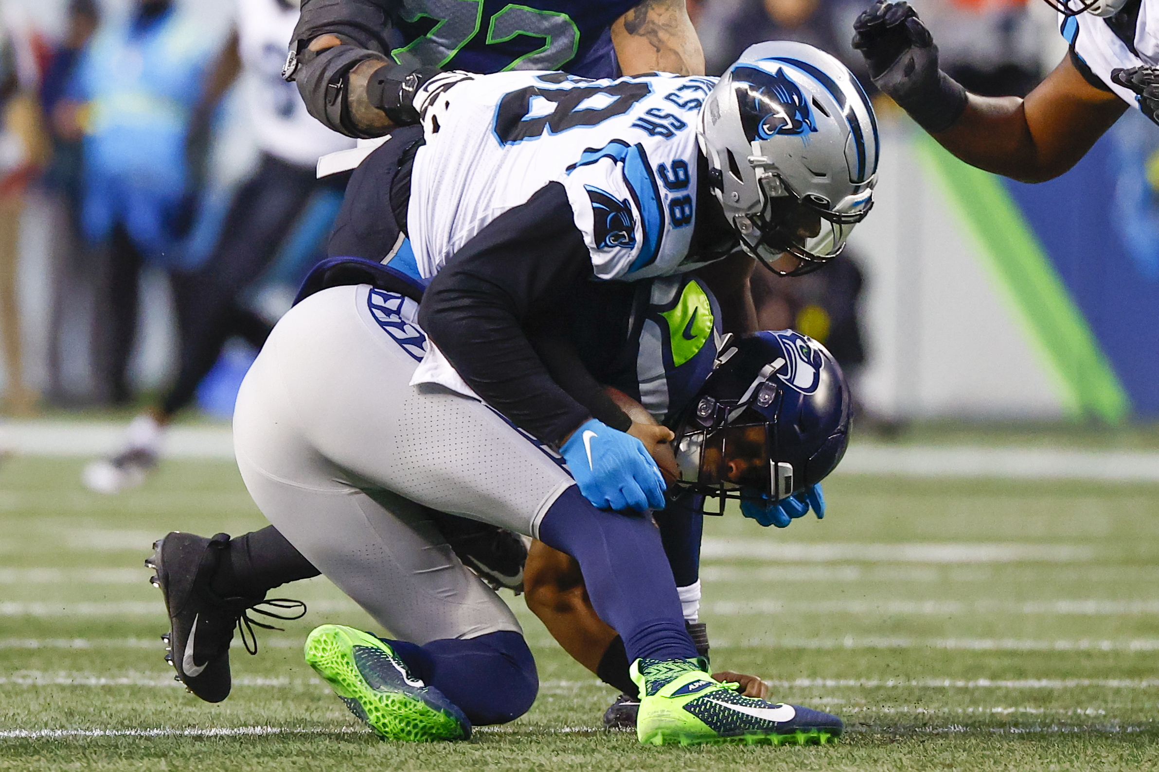 Dysfunctional Run Game Holding Seattle Seahawks Back Amid Second-Half ...