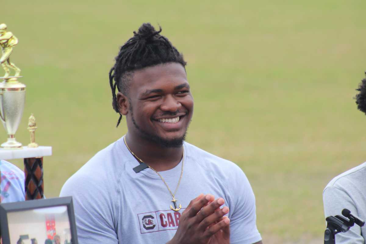 Grayson Howard Will Join South Carolina For Bowl Practices - Sports ...