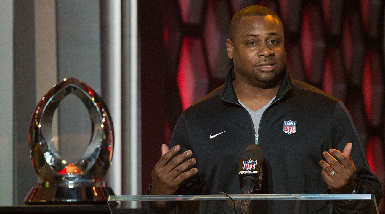 NFL Owners Discuss Review Process for Hits on QBs, Defenseless Players ...