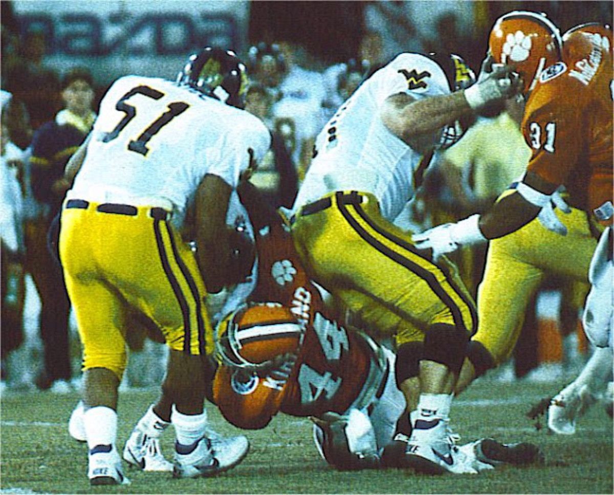 Ranking Clemson Tigers' 26 Bowl Wins - Sports Illustrated Clemson ...